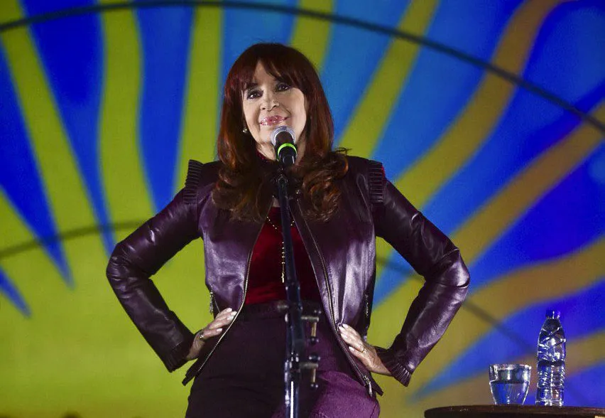 Bokep bos amel she was very kind and was in good shape but