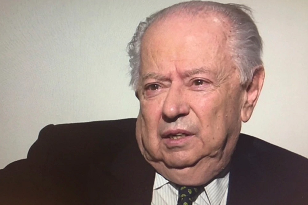 Investigan fondos de la familia Corach por 16 millones de dólares