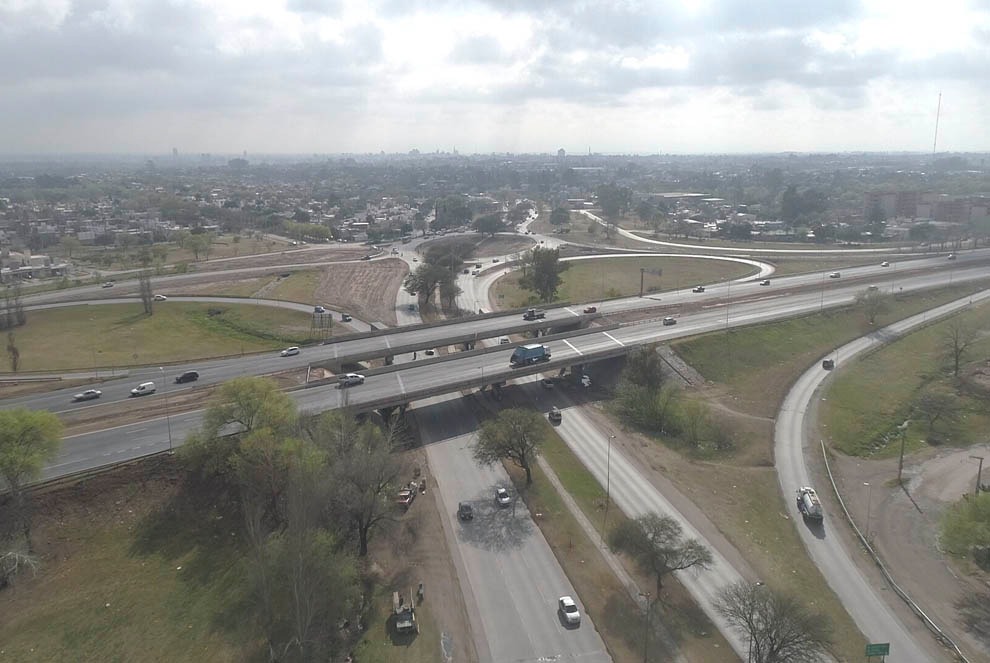 Nueva rotonda en el distribuidor de Circunvalación y Ruta 5